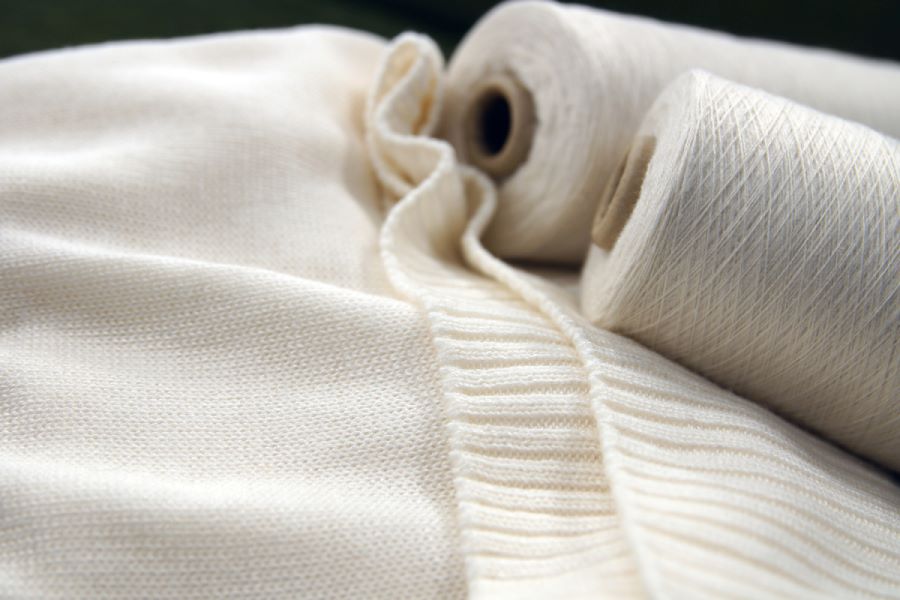EasiTex - Japan's Cutting-Edge Textiles: Where Tech Meets Fashion